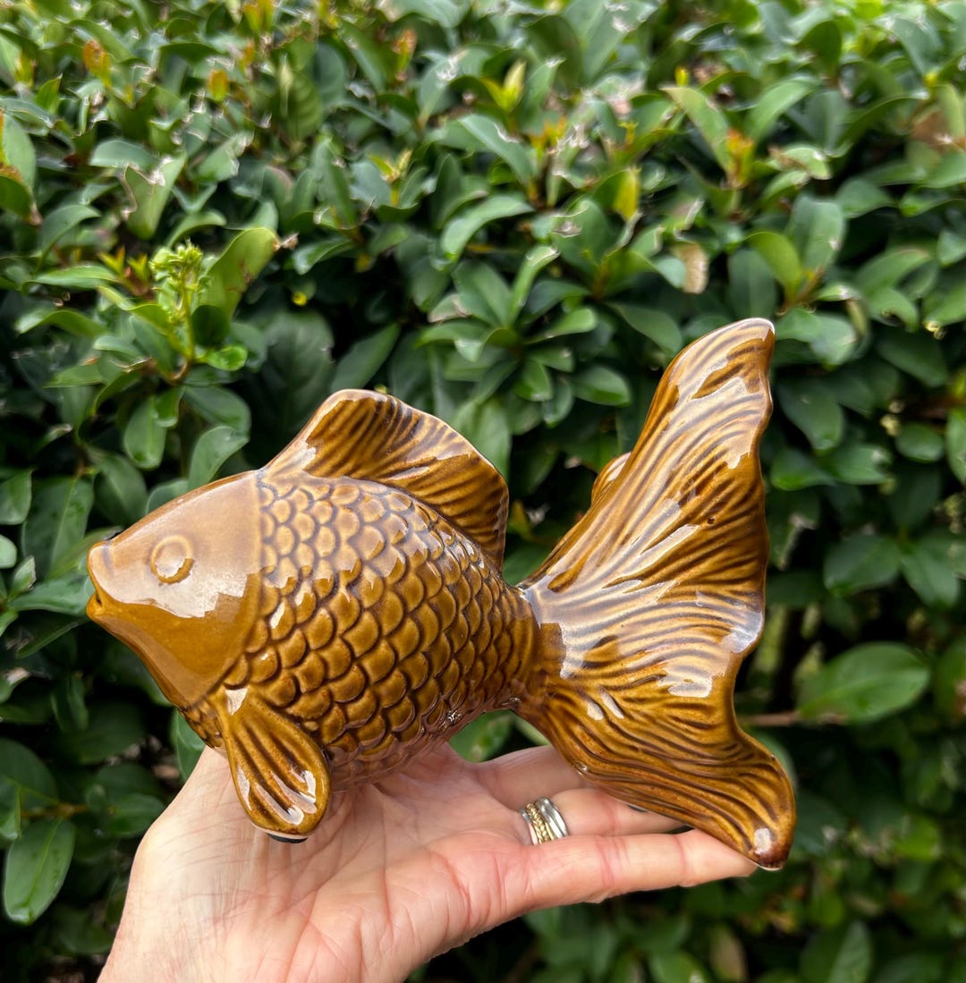 Ruffled-tailed Ceramic Fish - Etsy