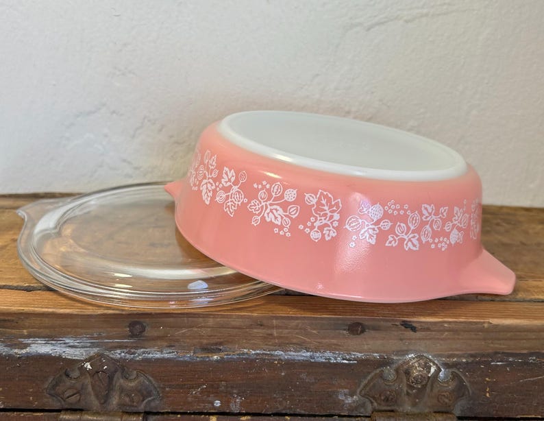 Pyrex Pink Gooseberry Covered Casseroles, Retro Kitchenware, Gooseberry ...