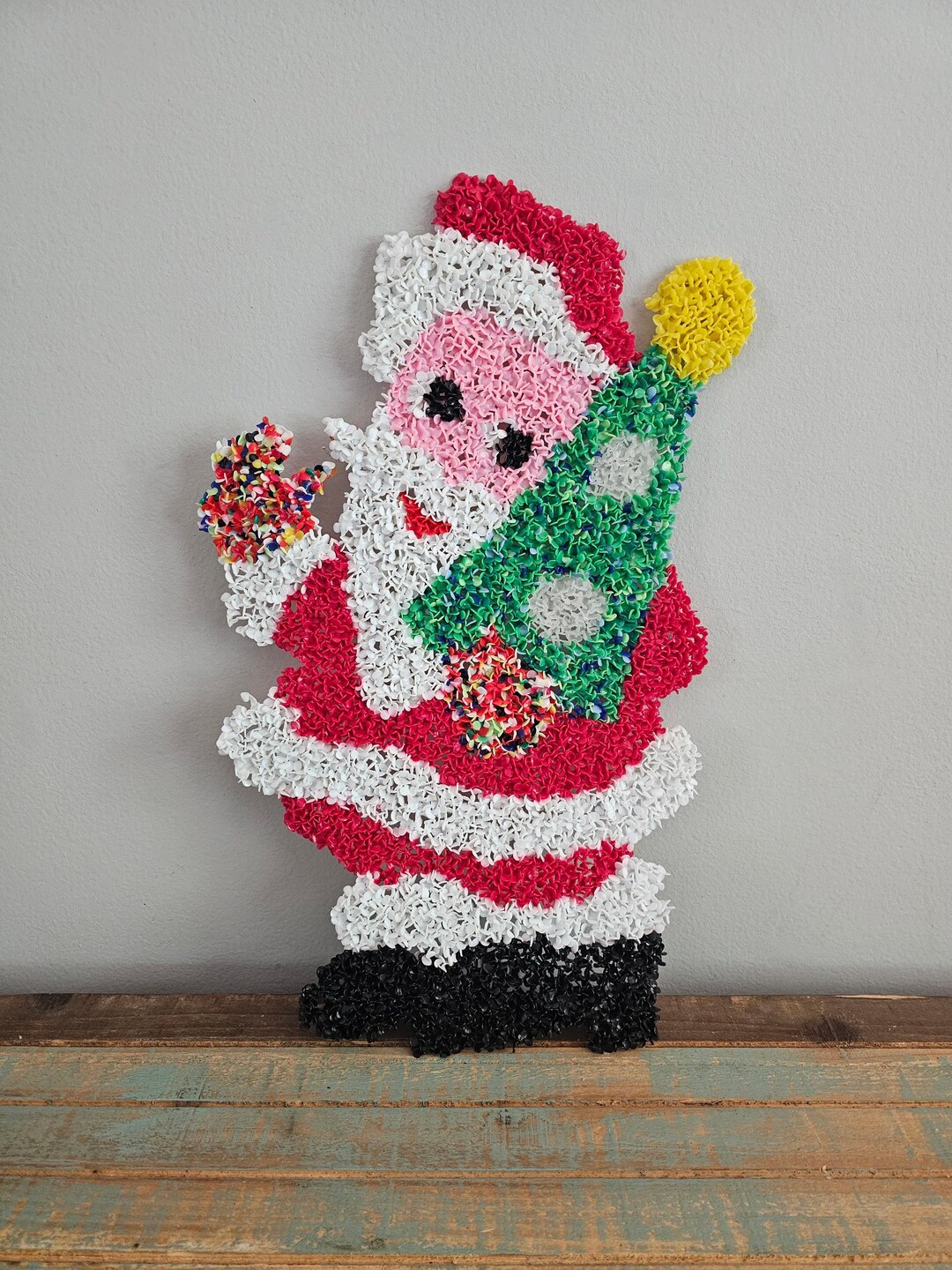 Santa Claus Plastic Popcorn 1970s Holiday Decor - Vintage Christmas ...