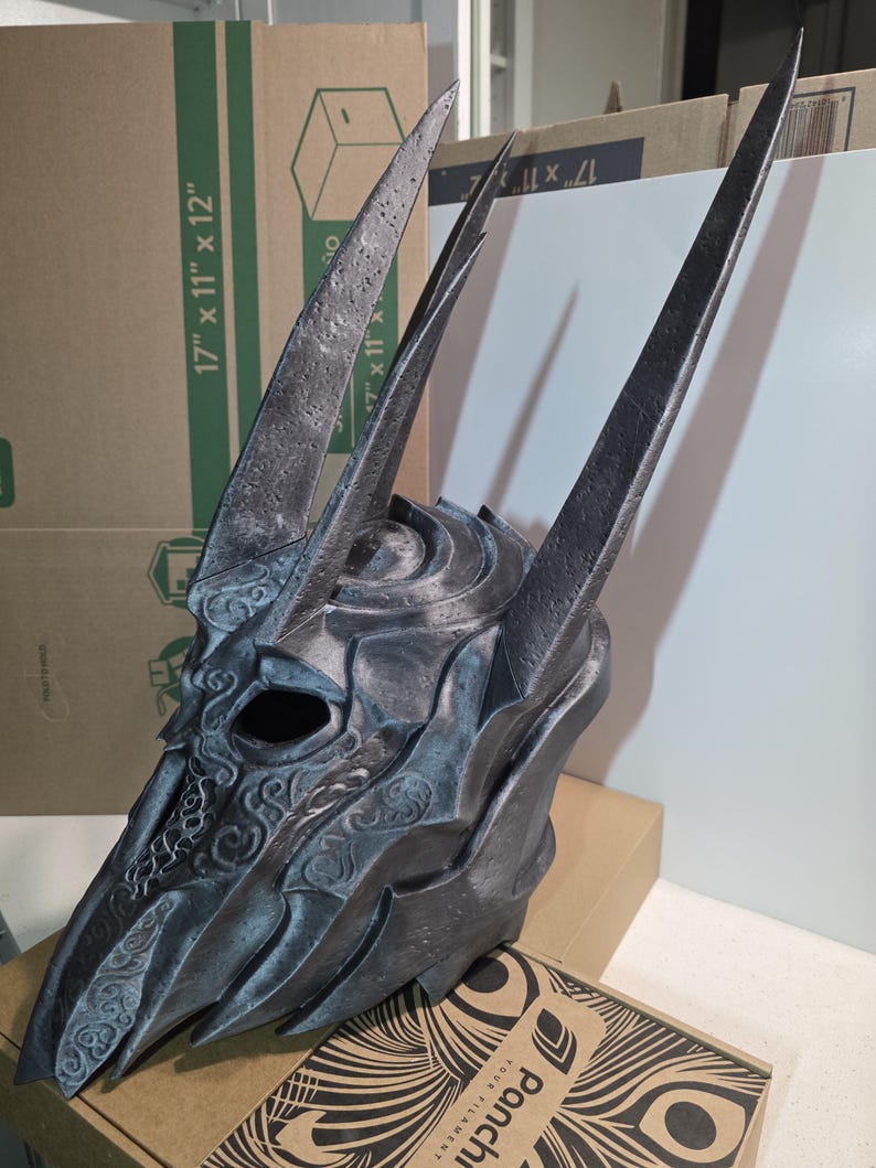 Sauron Helmet Display: Large Premium Middle Earth Fan Collectible - Etsy