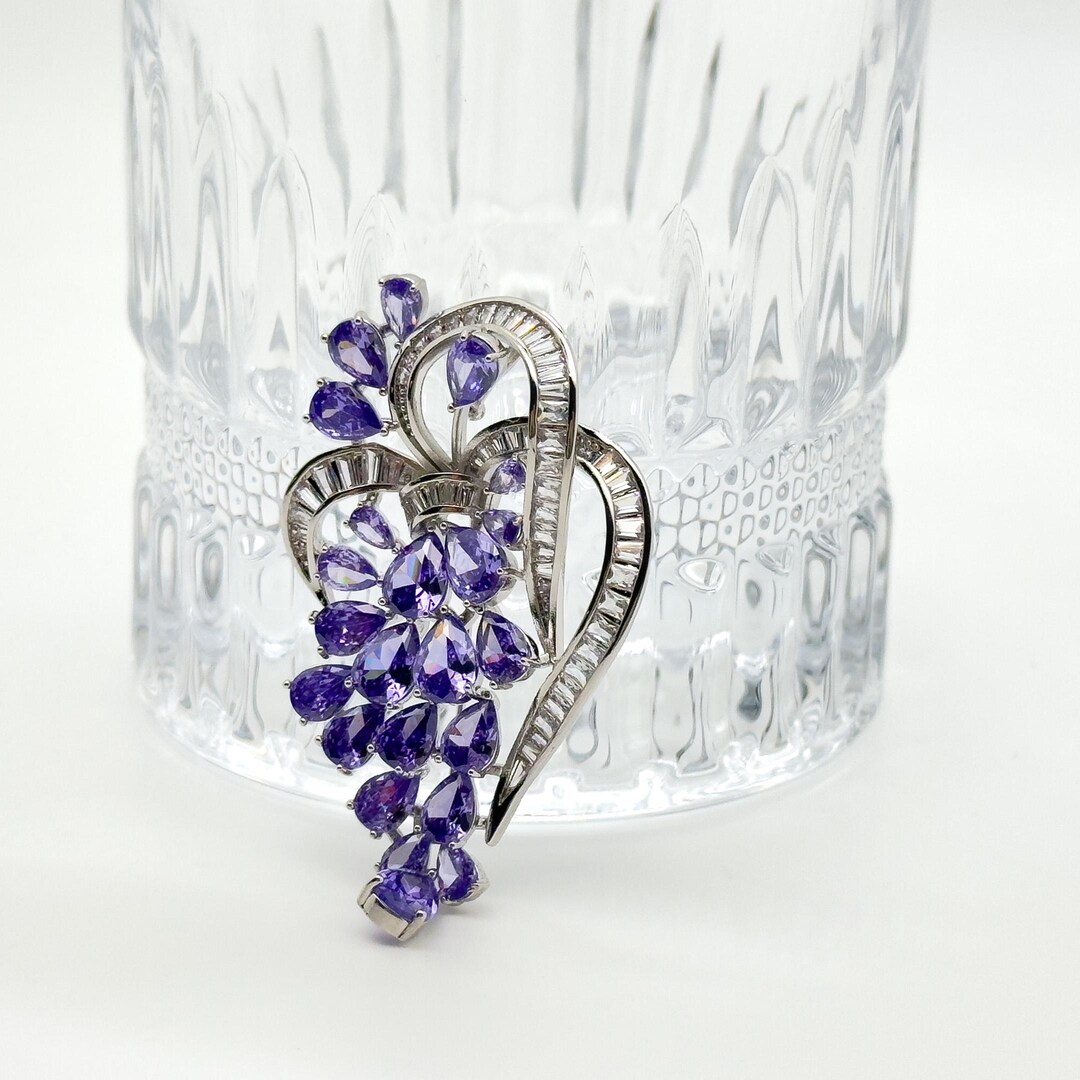Exquisite Purple Grape Brooch, Fruit Brooch, Versatile Brooch, Pendant ...