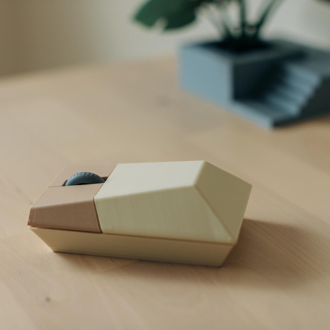 The Pointer Two: A Vintage Retro-style Wireless Computer Mouse - Etsy