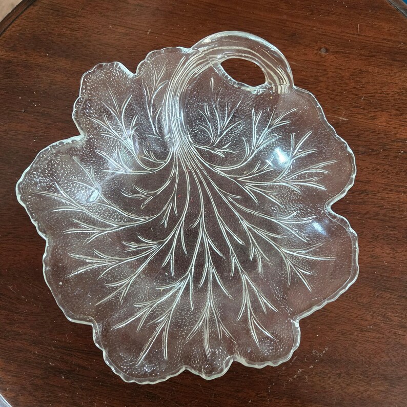 Vintage Indiana Glass Pebble Leaf Dish - Etsy