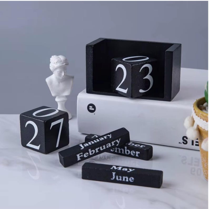 Wooden Perpetual Calendar Eternal Block Design for Month and Date ...