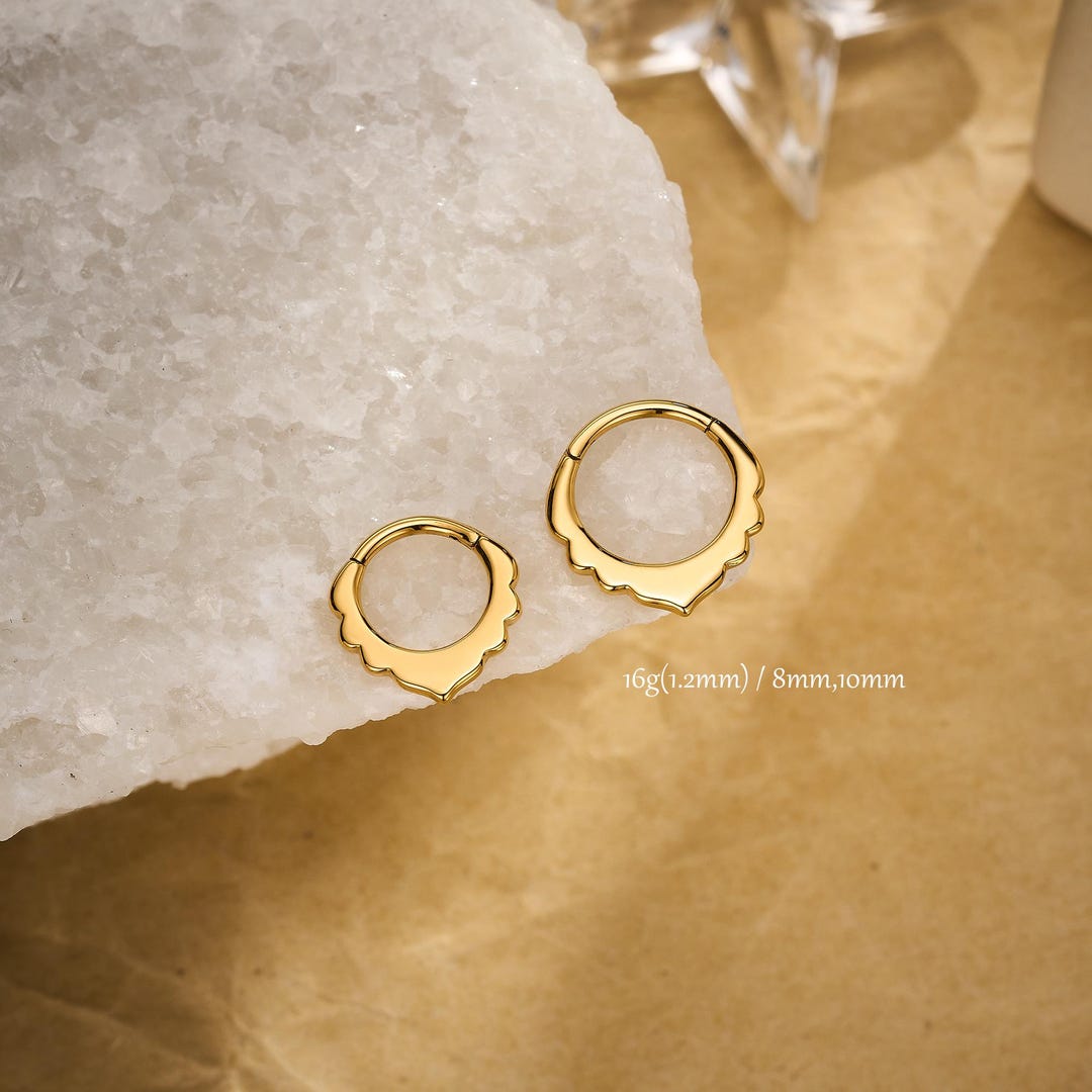 16G Gold Septum Ring | V Shape Flower Septum Clicker | Hugiie Hoop ...