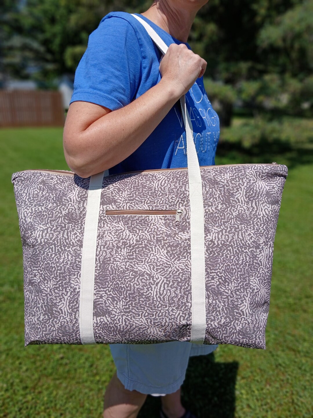 Extra Large Zippered Tote Bag, Spacious Fabric Travel Bag, XL Overnight ...