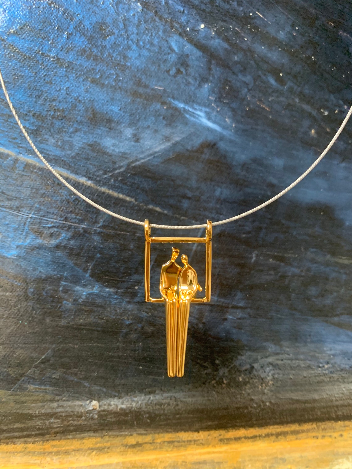 Couple Pendant to My Iconic Sculptures. Close to Me in - Etsy