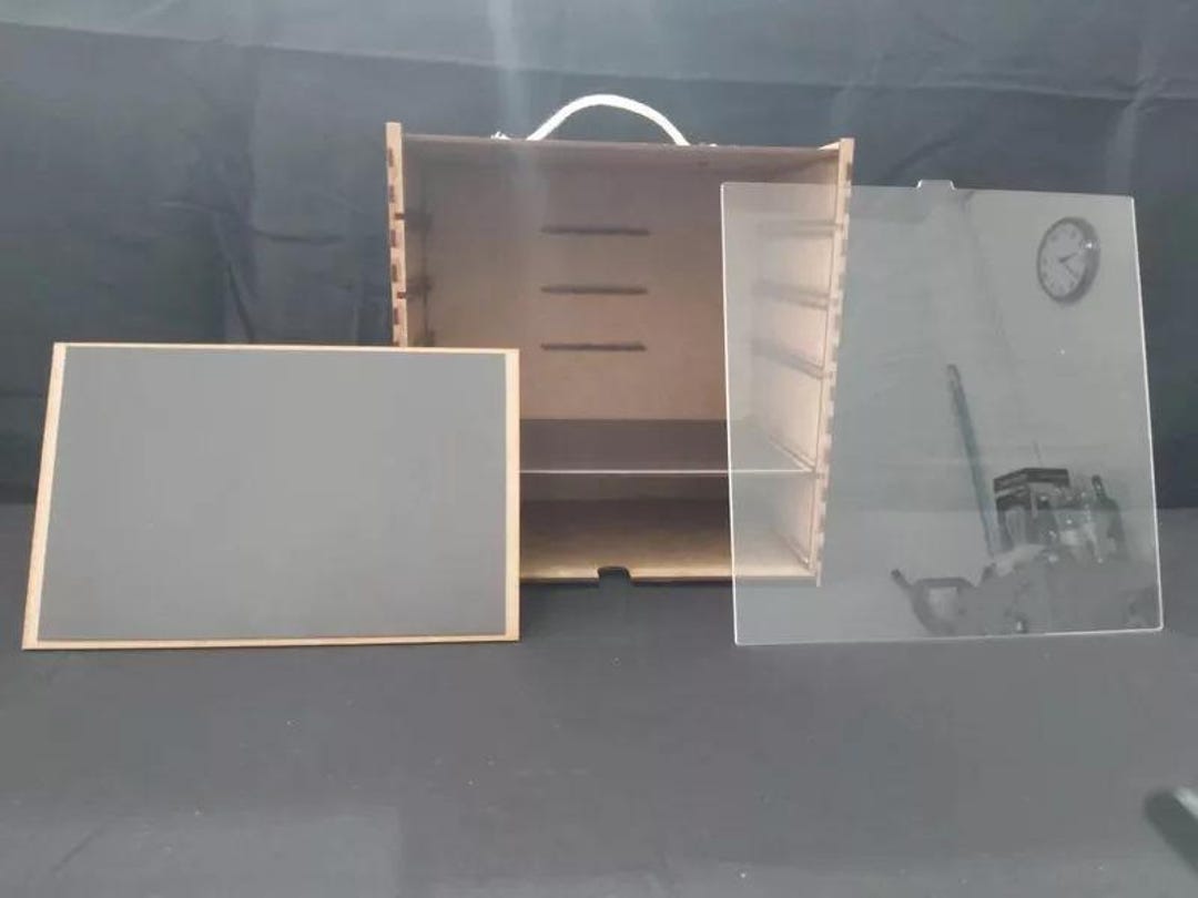 Miniature Magnetic Case Holder - Etsy