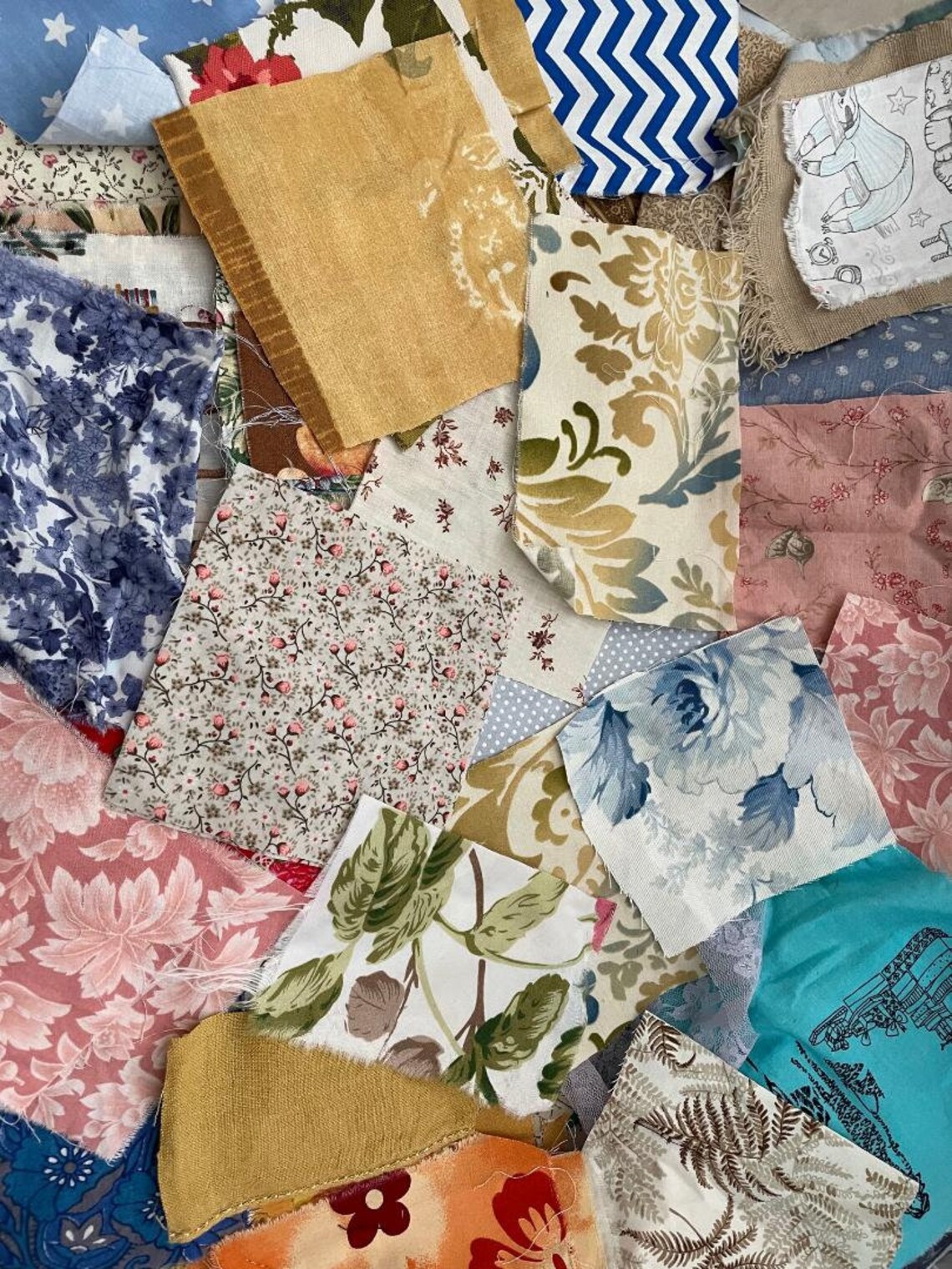 Grab Bag Vintage Fabric/ Newer Fabric Pieces - Etsy