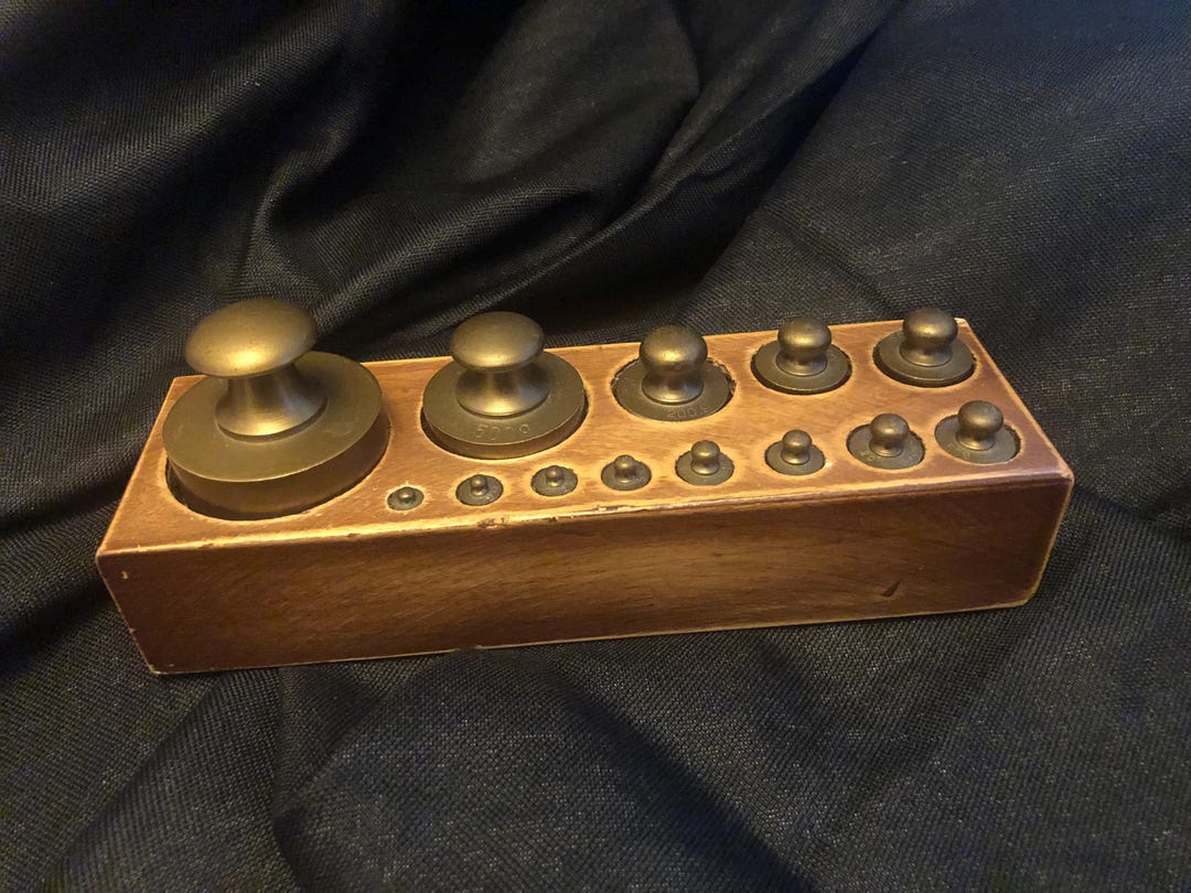 Vintage Laboratory Apothecary Brass Weight Set metric With Wooden Block ...