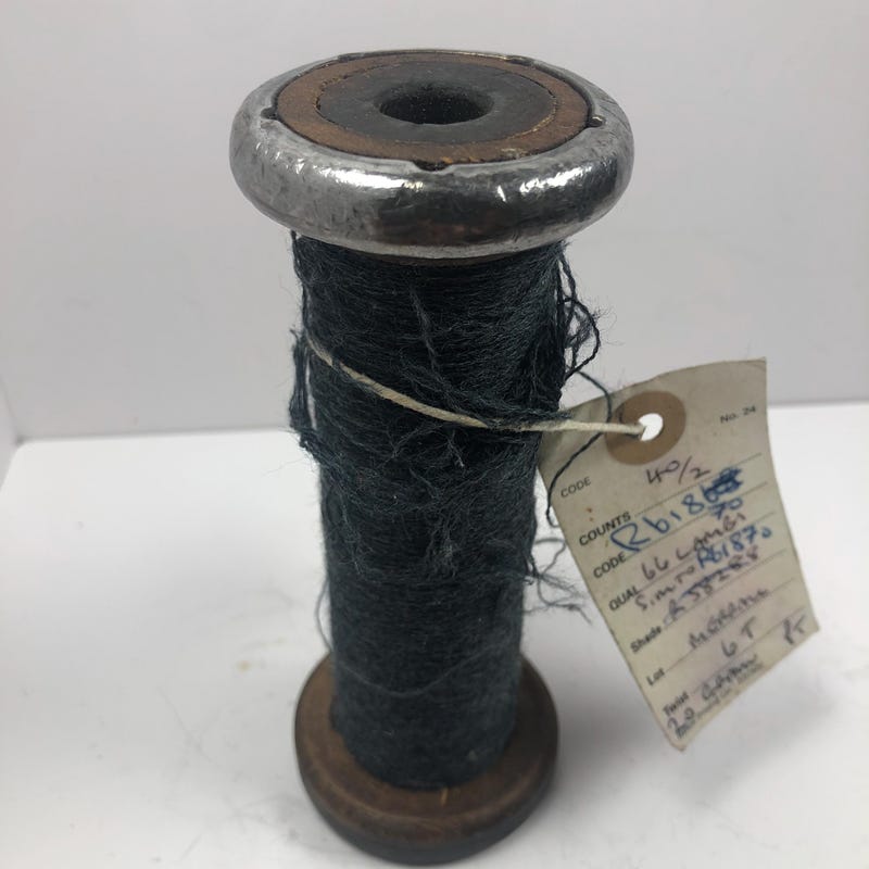 Repurposed Vintage Sewing Bobbins - Etsy