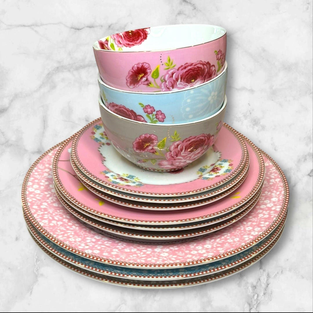 Pip Home Floral 15-piece Dinnerware Set Plates Bowls Mugs Excellent ...
