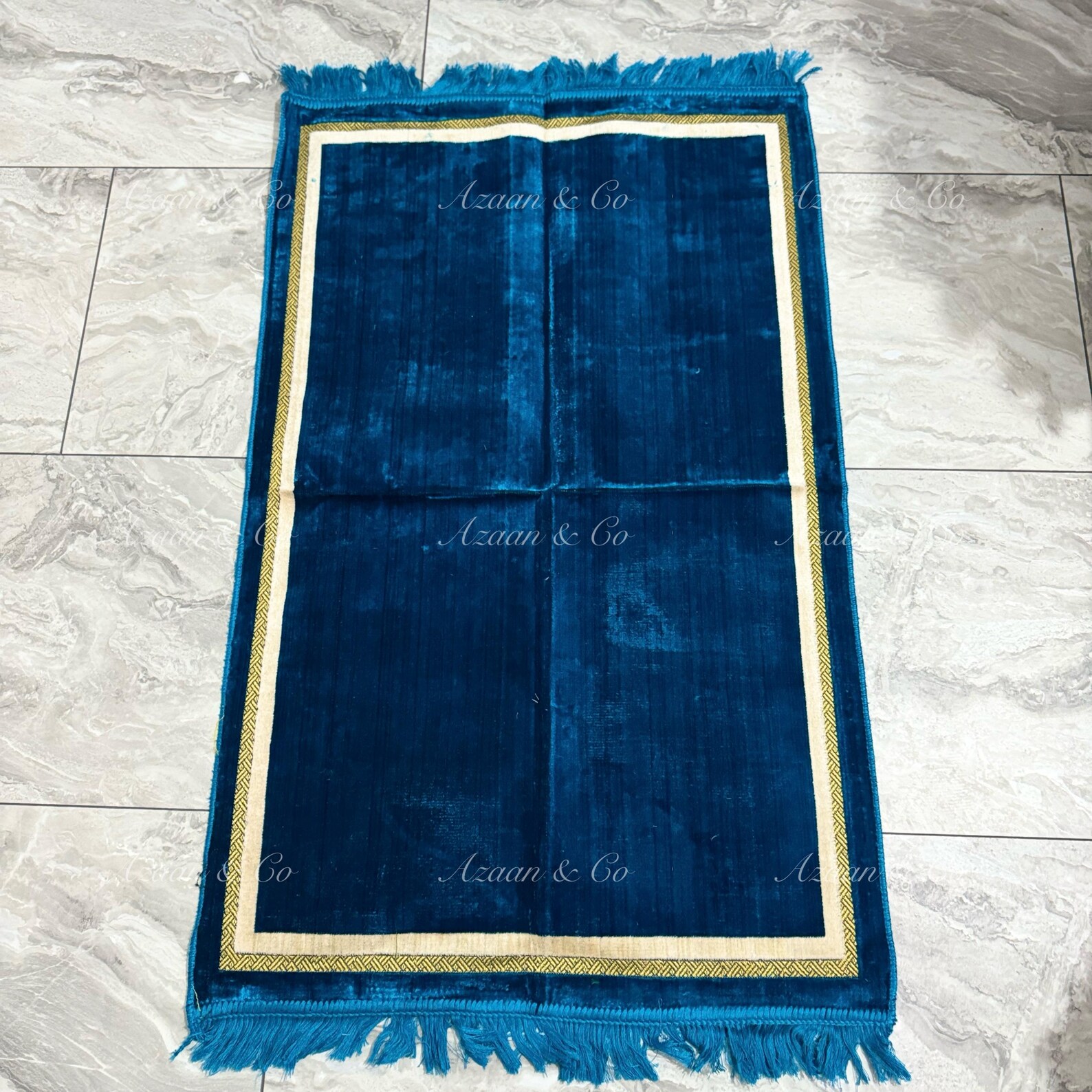 Soft Prayer Mat Plain Border | Size 70cm × 110cm Janamaz Salah Carpet ...