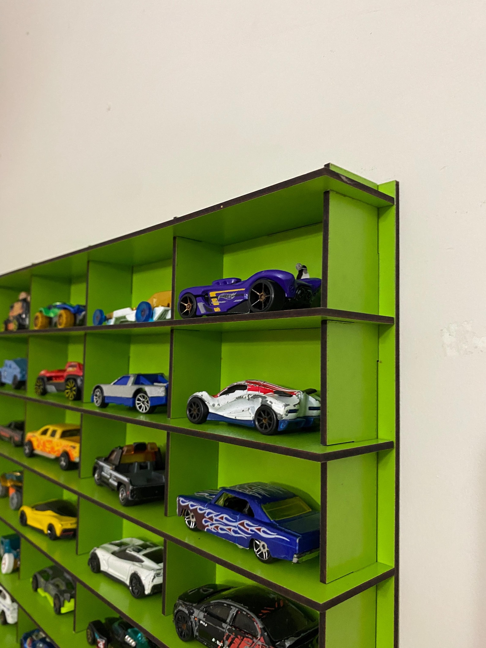 Green Toy Car Storage for 100 Cars, Wall Mounted Car Rack/shelf ...