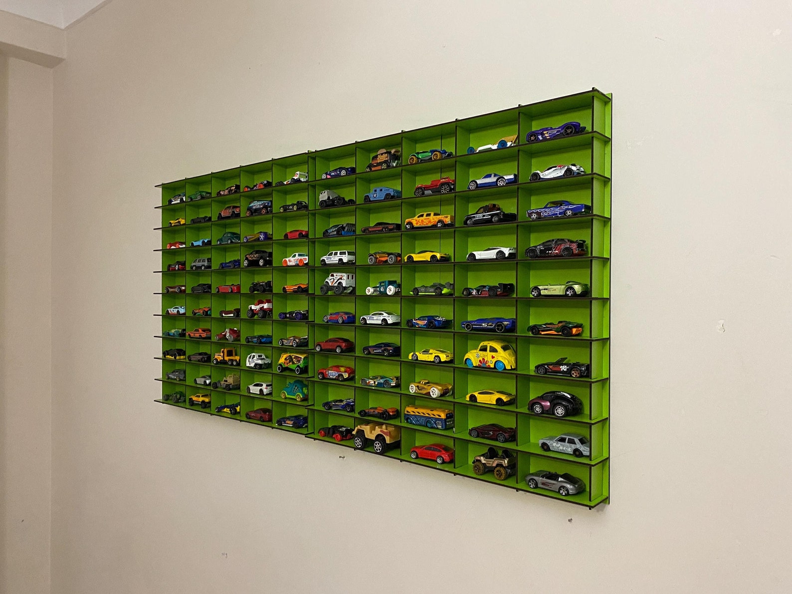 Green Toy Car Storage for 100 Cars, Wall Mounted Car Rack/shelf ...