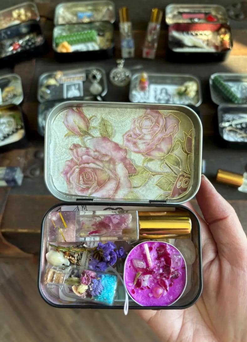 Altar Spell | Shrine Altar Tin, Unique Goddess / Gods Altar Tins and ...