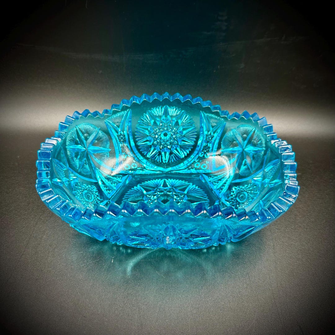 Vintage Kemple Glass Works "yutec Dark Blue" Sawtooth 7-inch Oval Dish ...