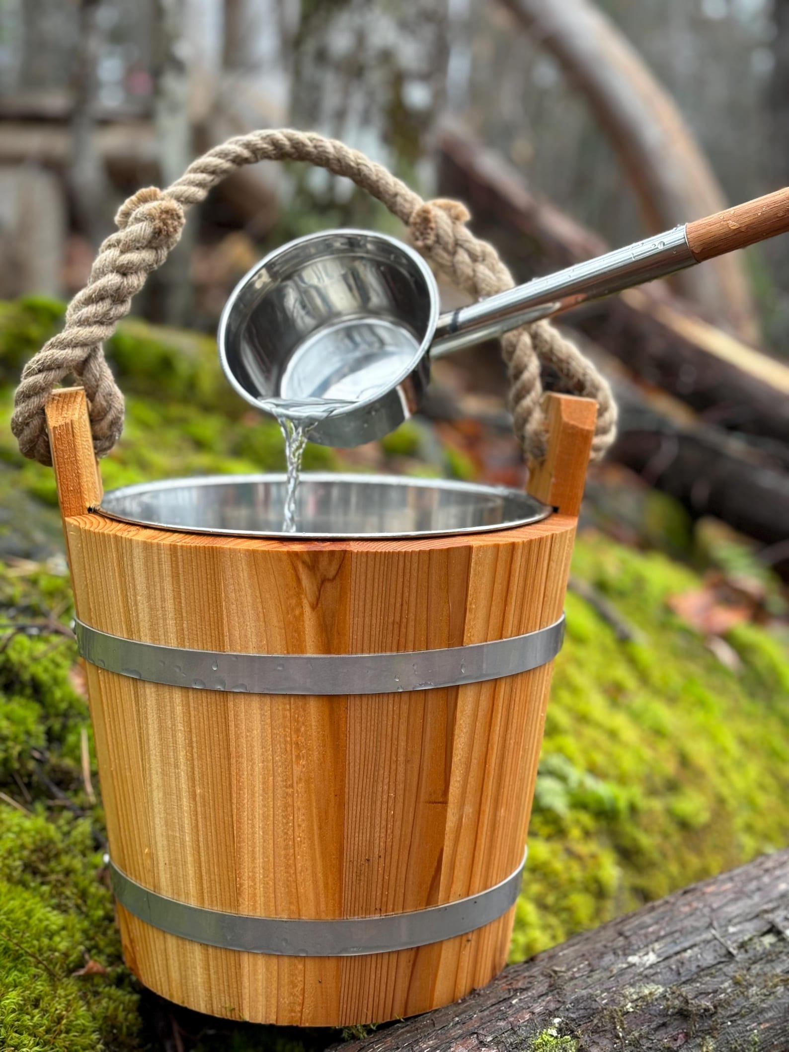 Cedar Sauna Bucket With Stainless Steel Insert and Matching Ladle. - Etsy
