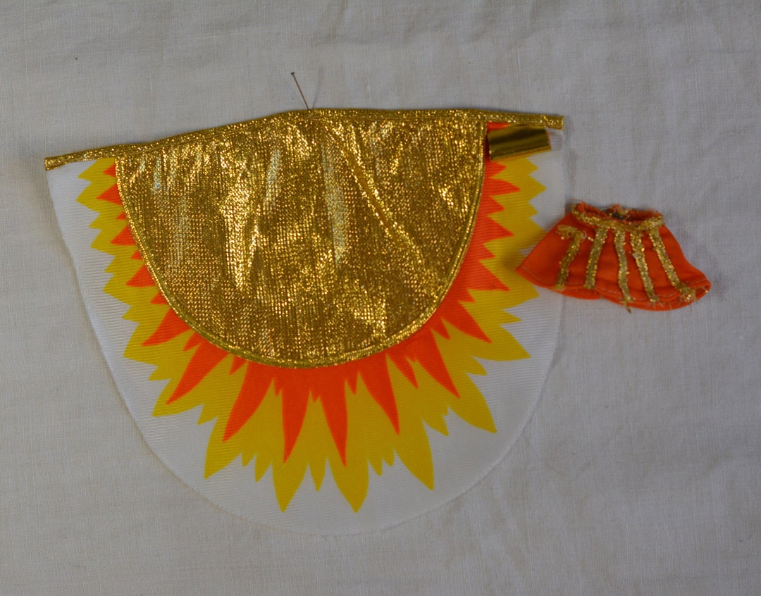 Vintage Sunspell Barbie HTF Original Gold and Sunray Cape and Skirt ...