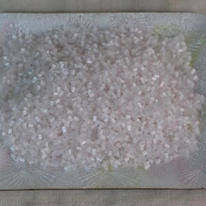 Antique White Satin Glass Short Bugle Beads, Fiber Optic, 7g, 1920s - Etsy