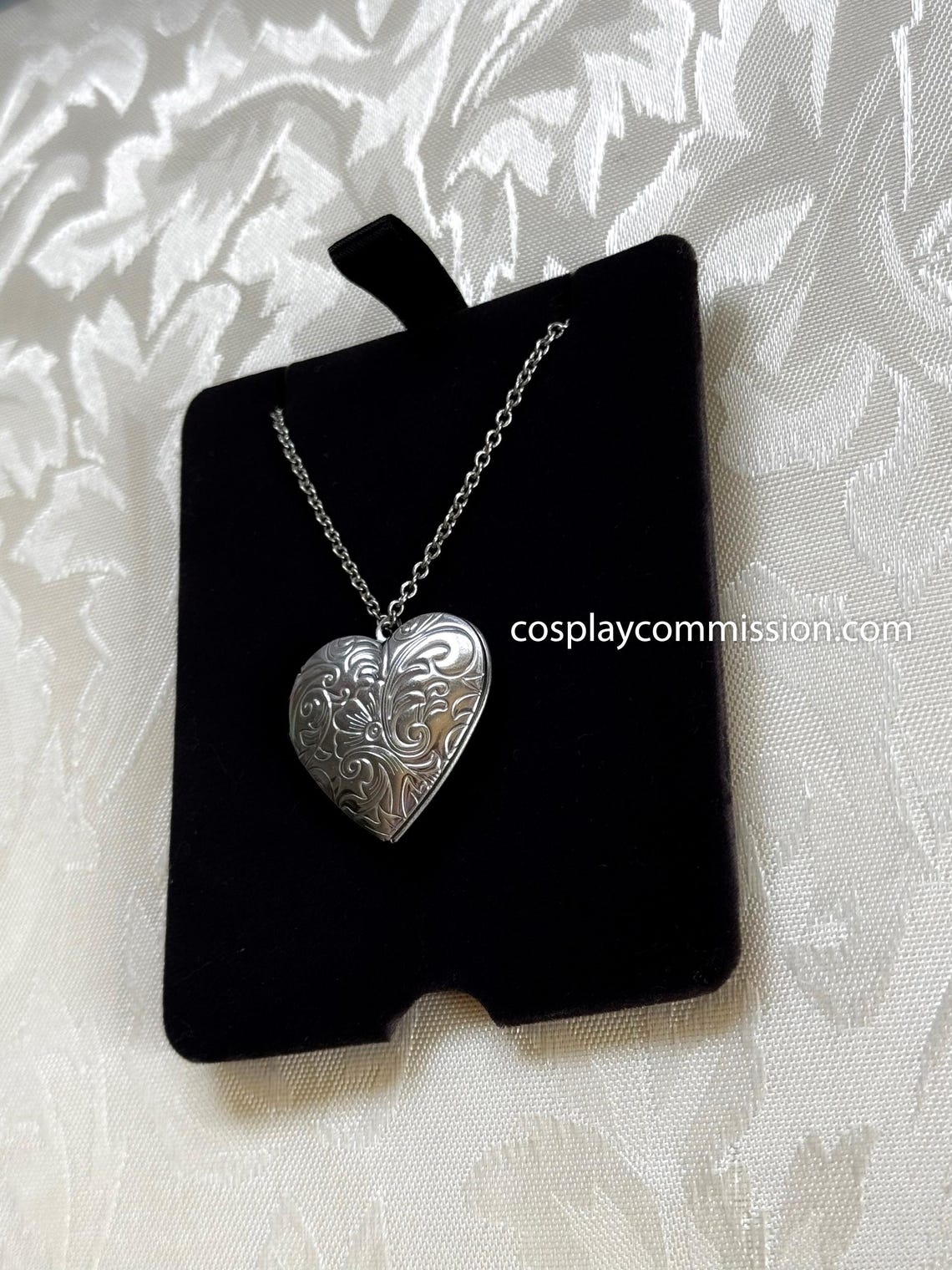 Ellen Hutter Heart Locket Necklace Inspired by Nosferatu, Gothic Horror ...