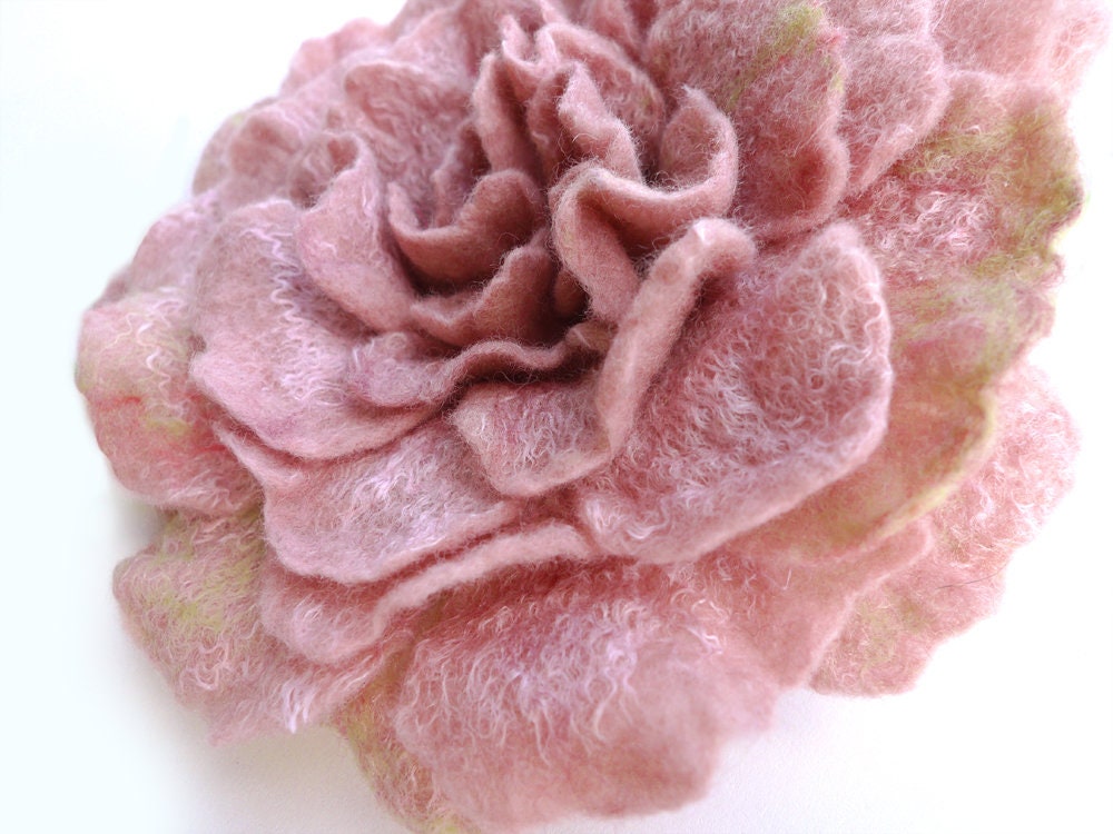 Felt Rose, Felted Red Rose Brooch - Etsy