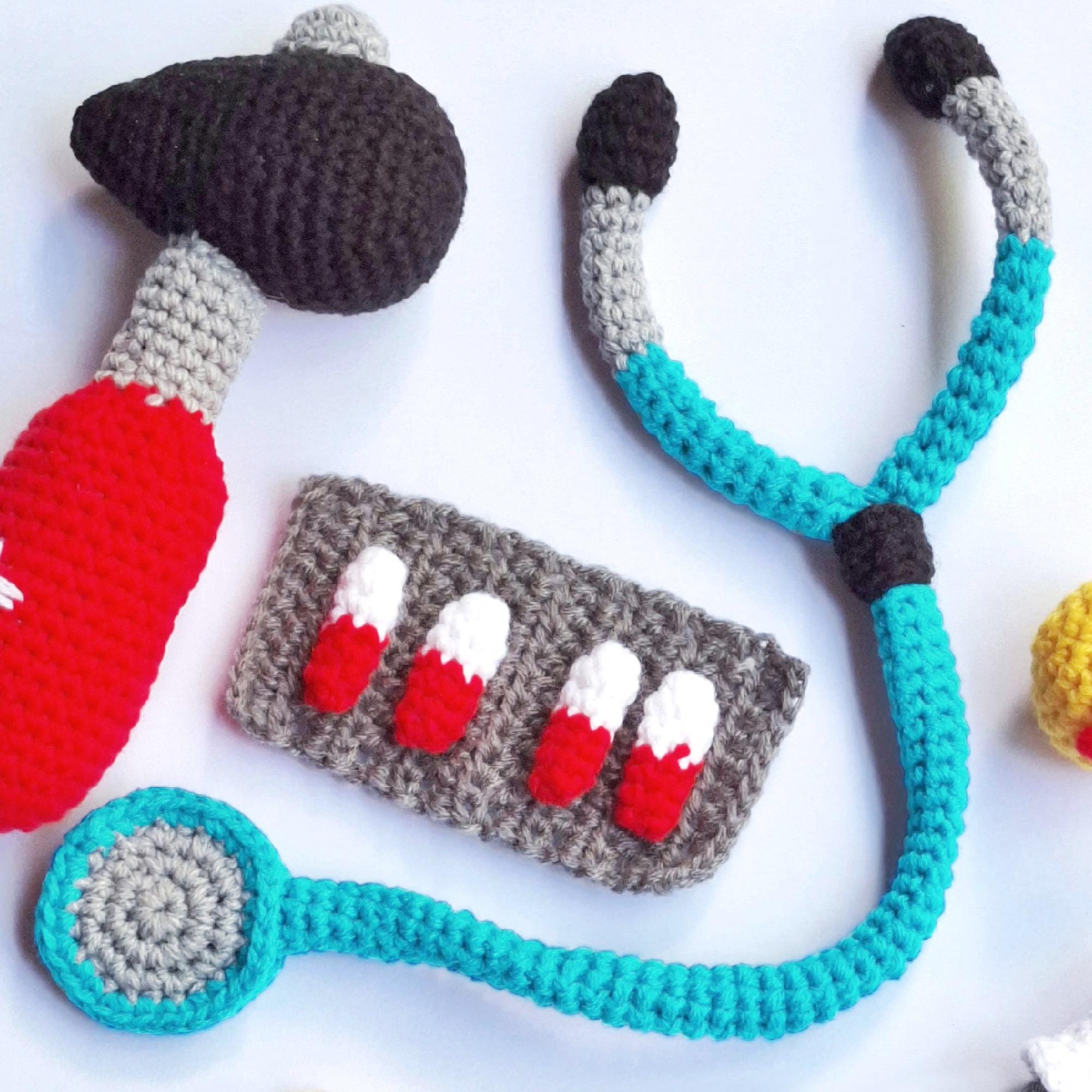 Crochet Doll Stethoscope Pattern: Amigurumi Doctor Playset (PDF) - Etsy