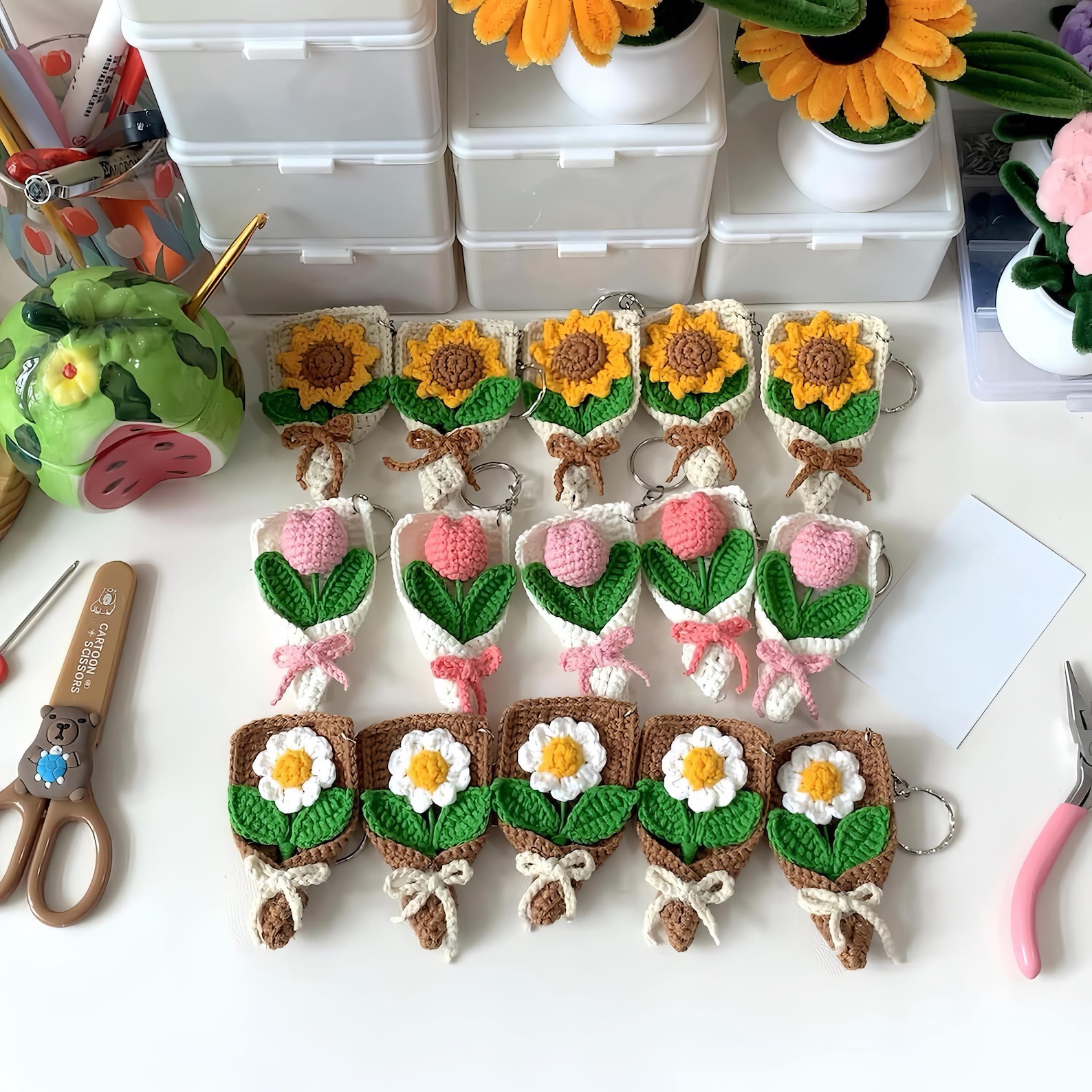 Crochet Mini Flower Bouquet Keychain: Handmade Cotton Yarn Bag Charm ...