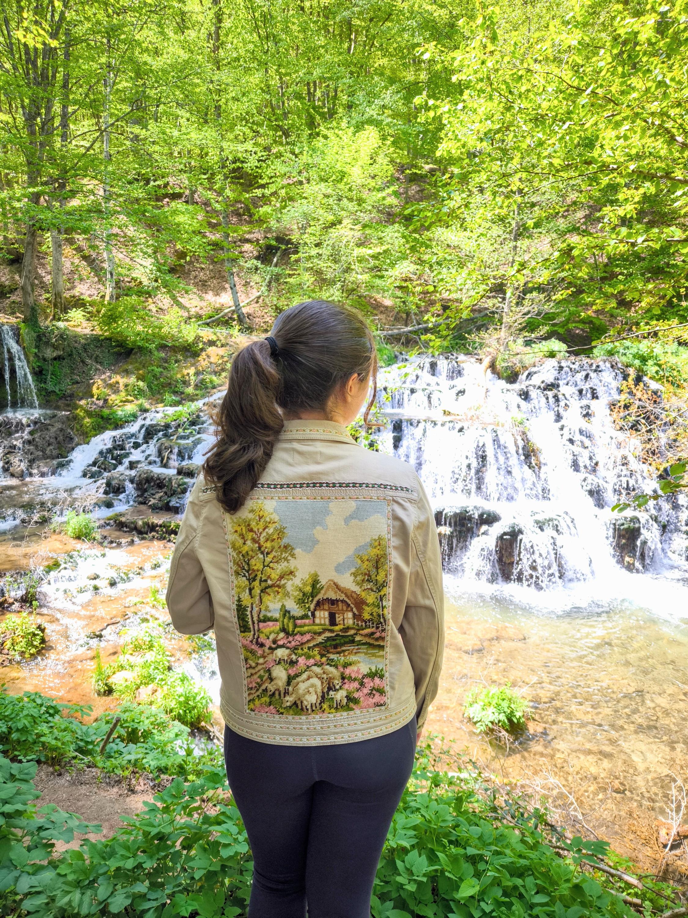 Vintage Embroidered Denim Jacket: Upcycled Tapestry Landscape, Size M ...