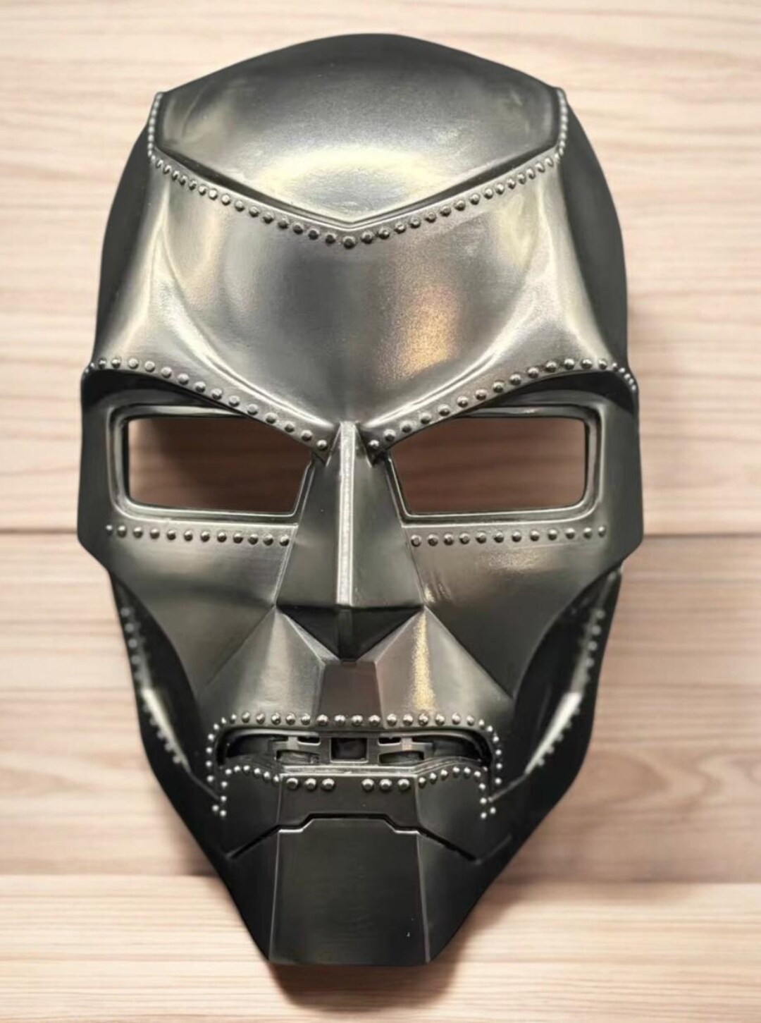 God-tier Movie Prop ! RDJ Dr Doom Mask Robert Downey Jr Marvel Cosplay ...