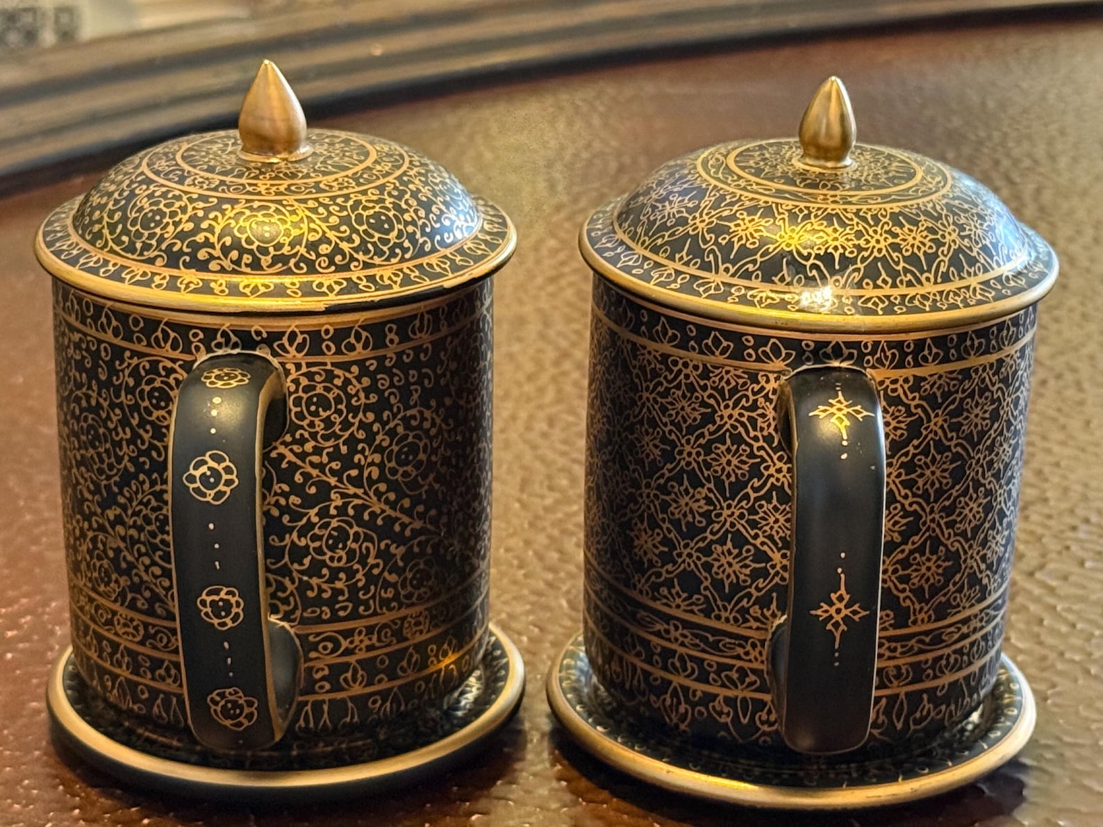 Set of TWO Thai Porcelain Benjarong Pottery Gold Leaf & Handpainted ...