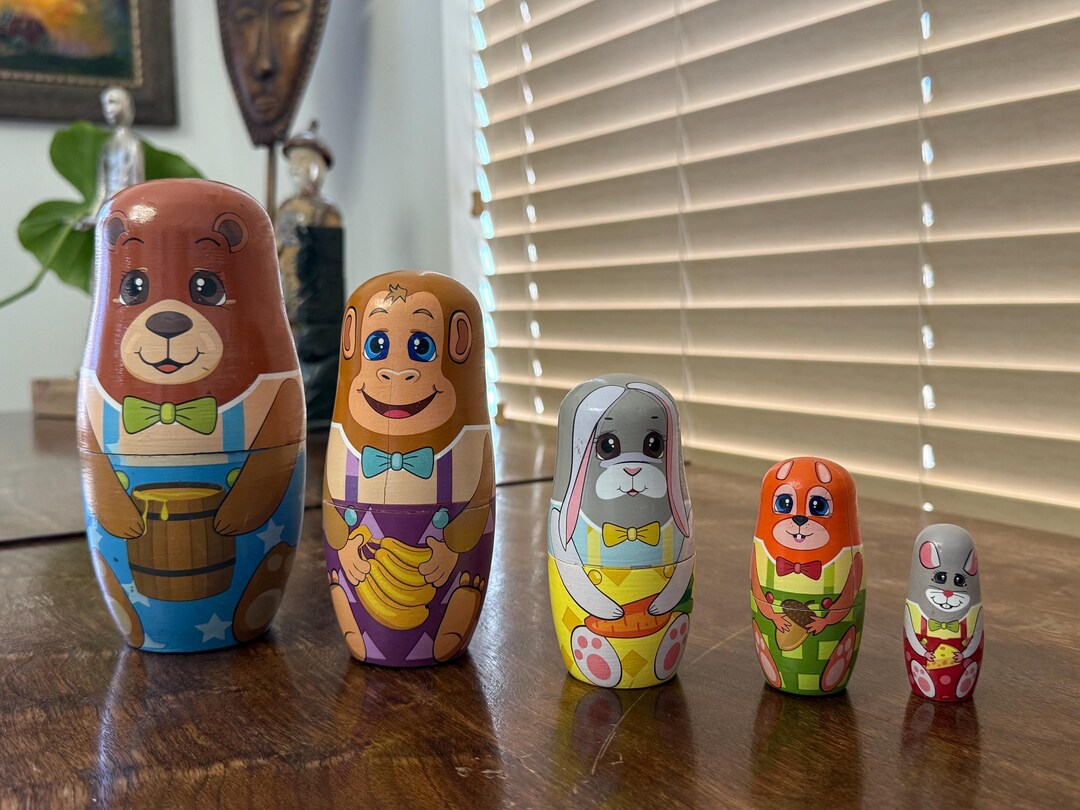 Russian Nesting Dolls 5pcs the Animals Matryoshka Wood Stacking Nested ...