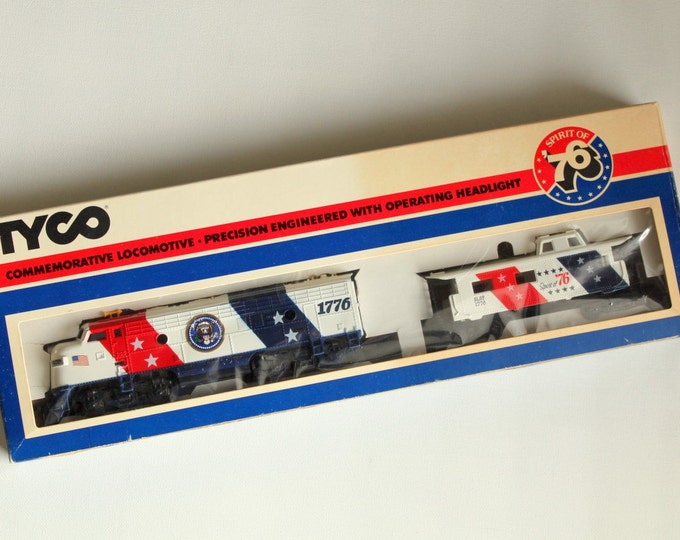Vintage Tyco Train Spirit of '76 Engine and Caboose in Original Box by ...