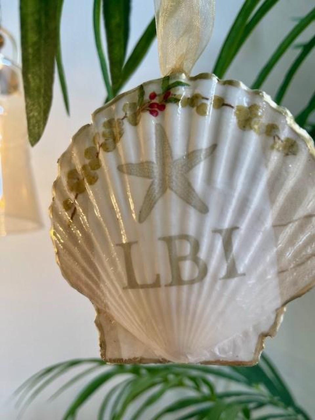 LBI Scallop Shell Christmas Tree Ornament - Etsy