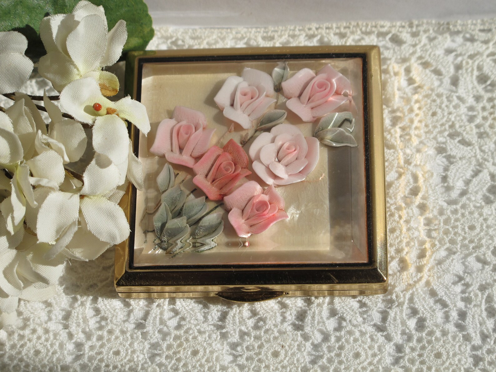Powder Compact Melissa Pink Roses in Reverse Carved Lucite | Etsy