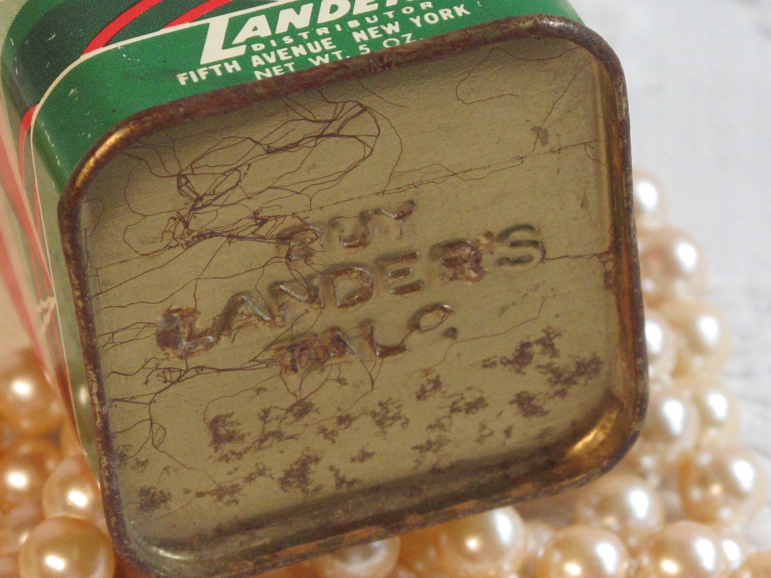 Talcum Powder Tin Sweet Pea Flowers Art Deco Design Vintage - Etsy