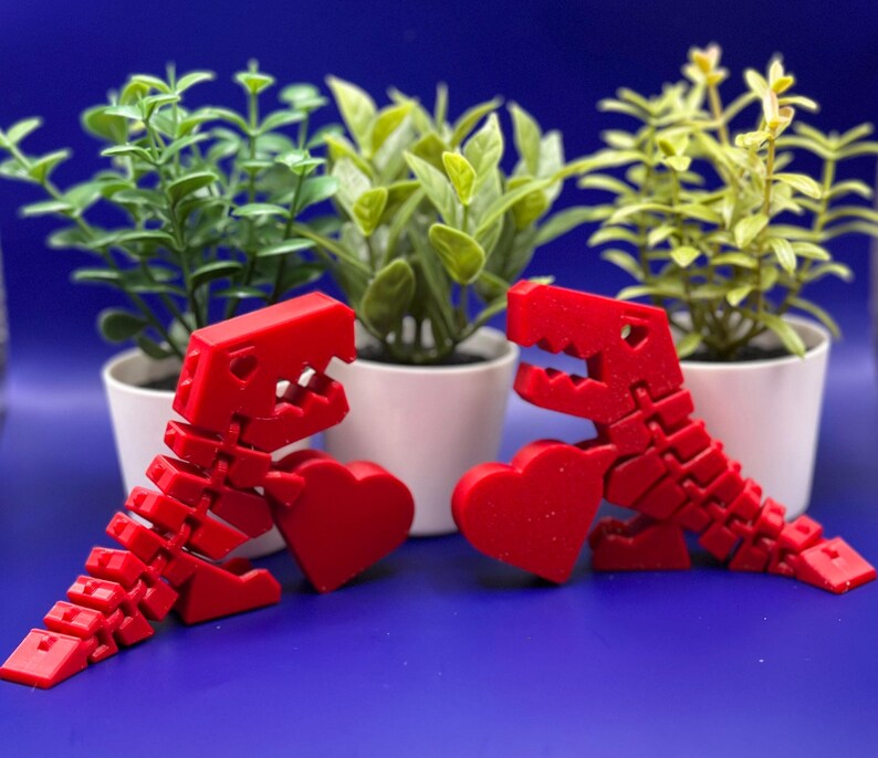 Adorable Dinosaur Desk Decor Holding Heart - Fun Toy for Children Set ...