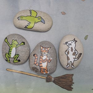 Room on the Broom Story Stones - Etsy