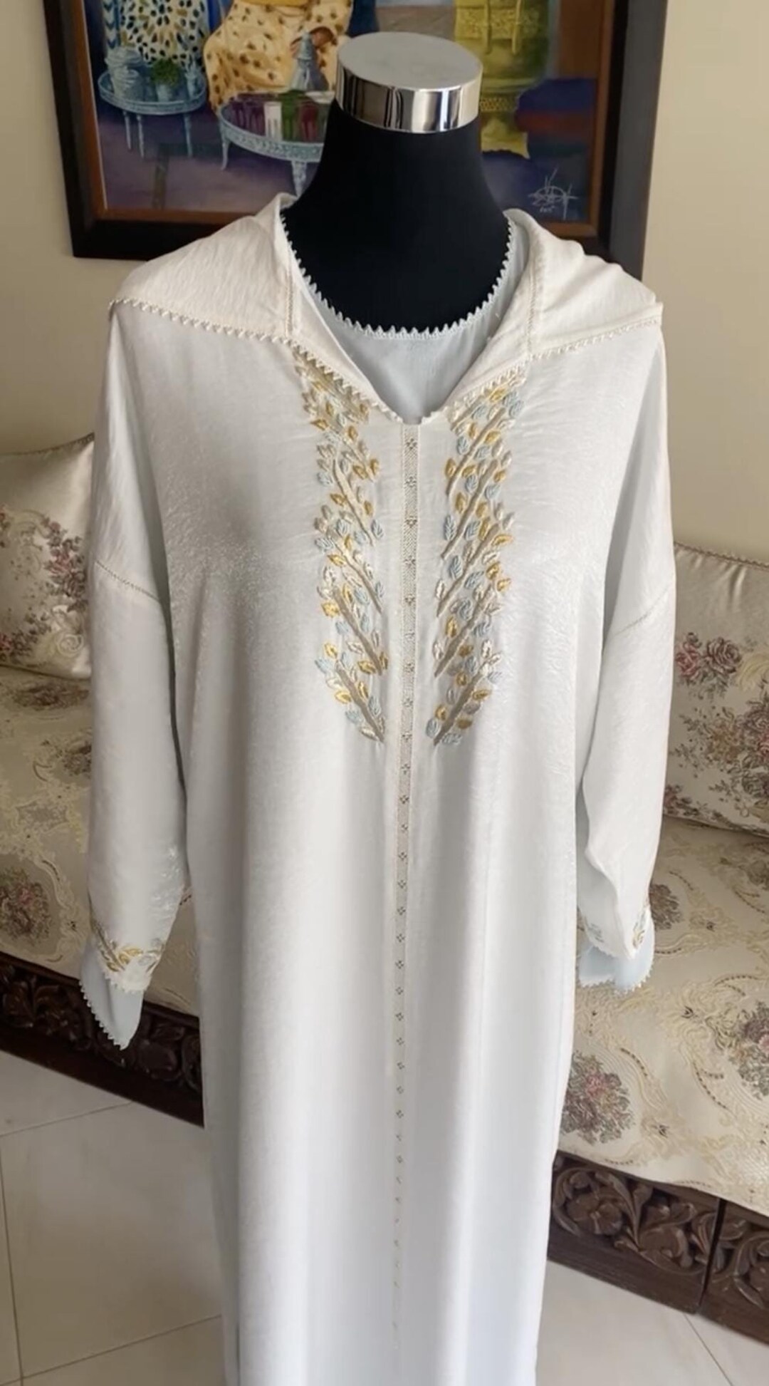 Moroccan Djellaba Embroidered With Elegance Caftan Inspiration and ...