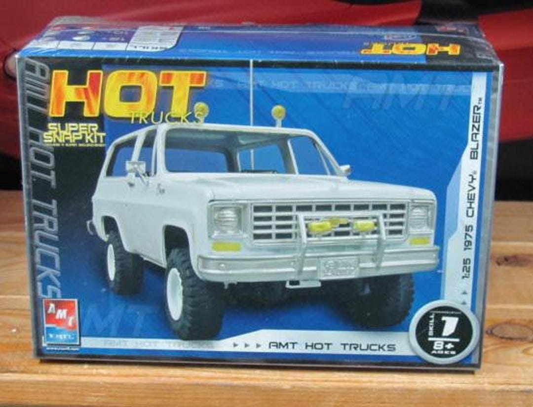 Amt 1975 Chevrolet K5 Blazer Model Kit - Etsy