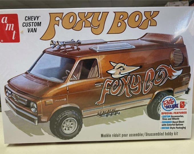 Amt 1/25 1975 Chevy G20 Van Foxy Box Model Kit - Etsy