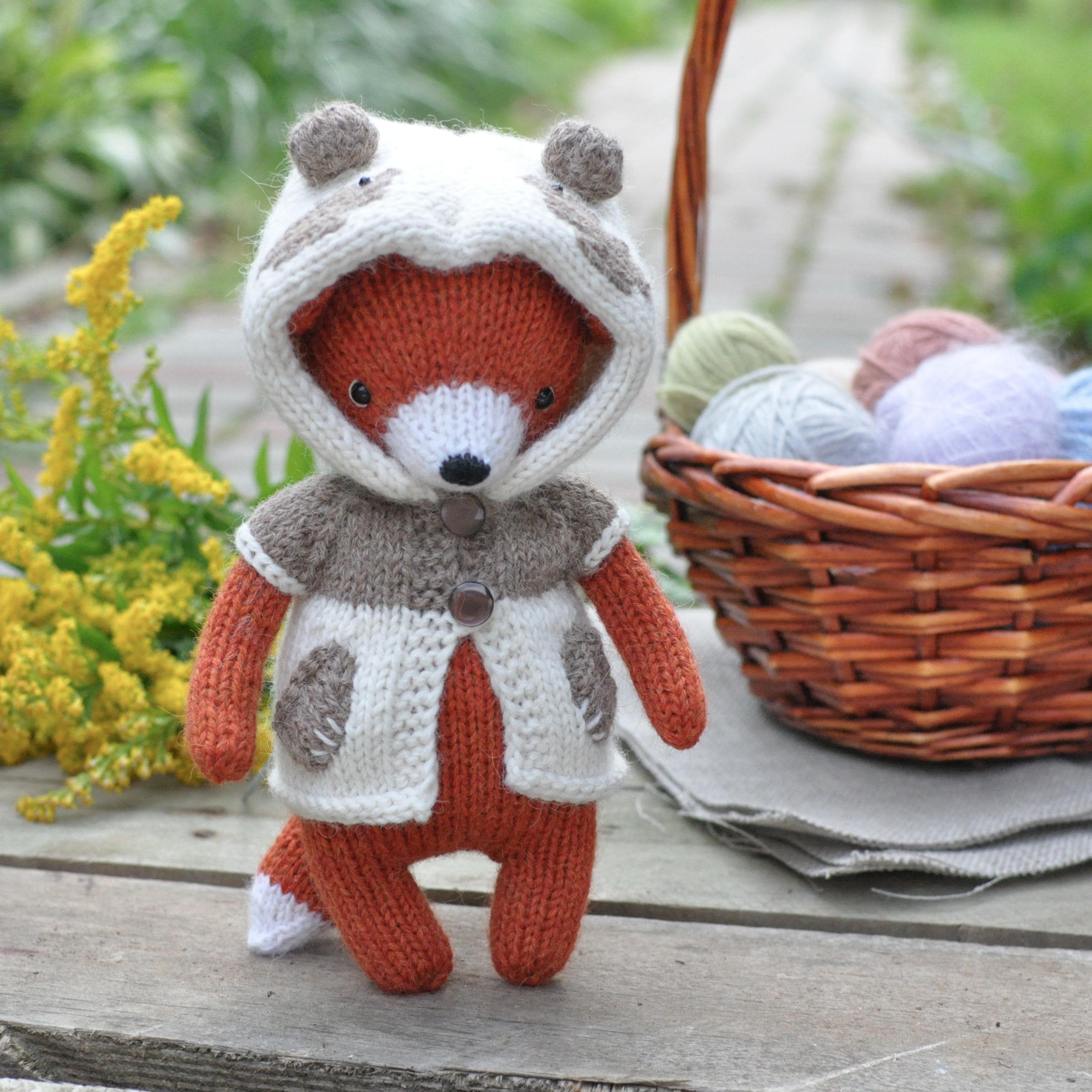 Archie the Fox. Two Patterns: Flat and Round Methods. KNITTING Pattern ...