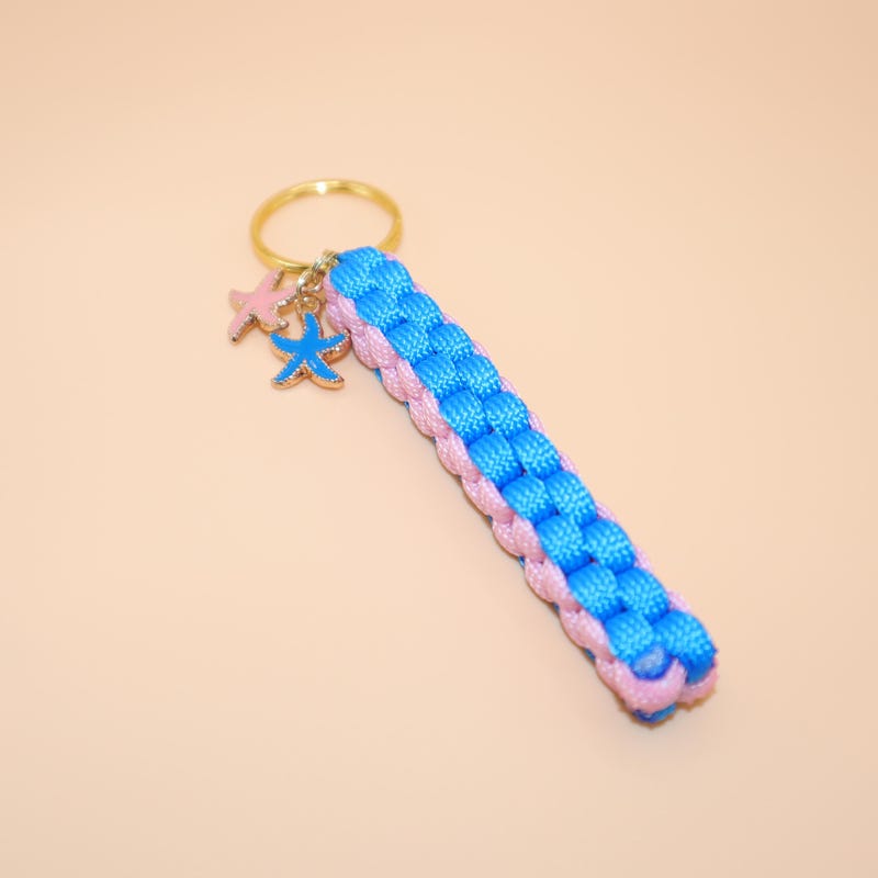 Paracord Keychain - Etsy