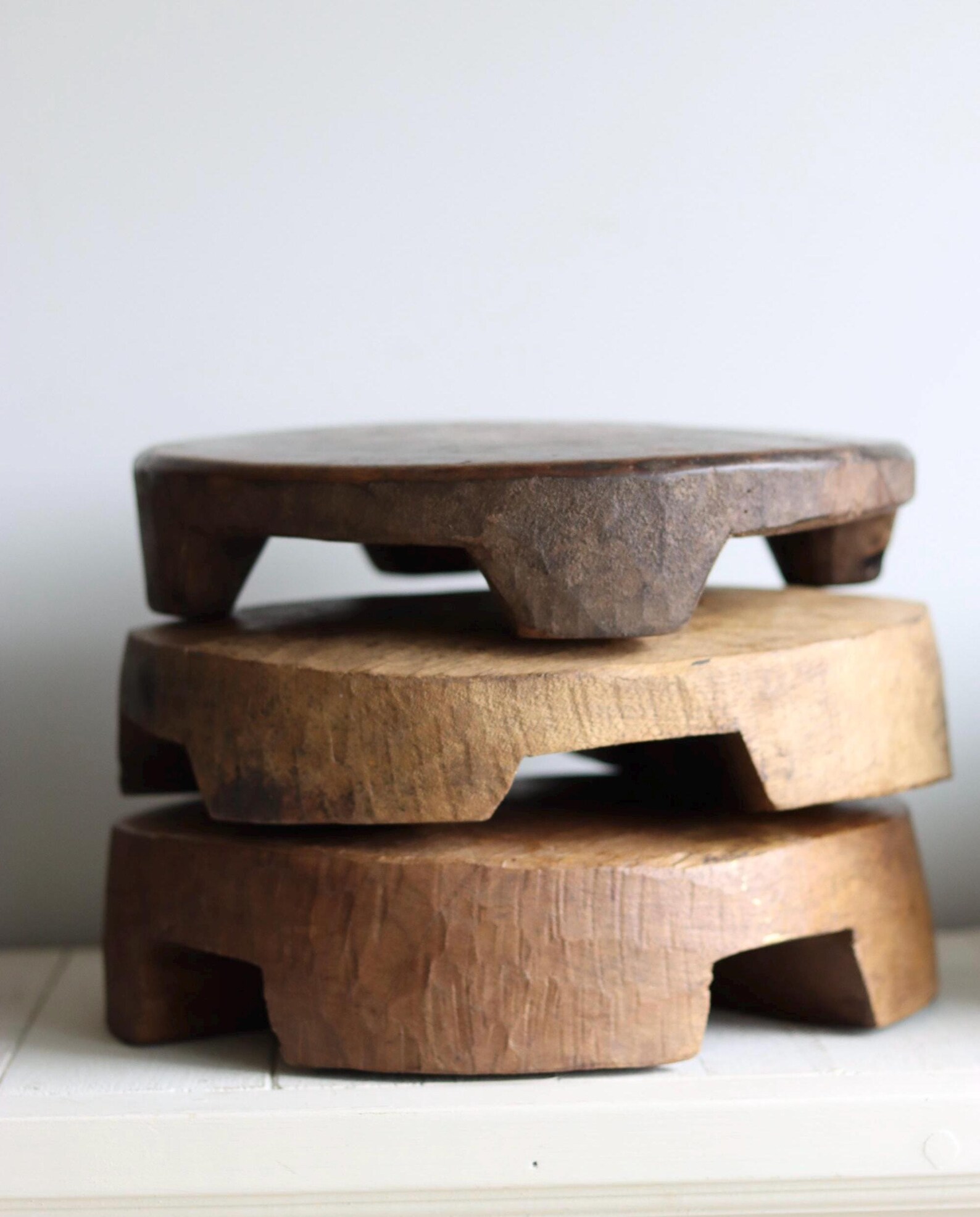 Rustic Circular Vintage Chapati Wooden Riser Trivet, Farmhouse Decor ...