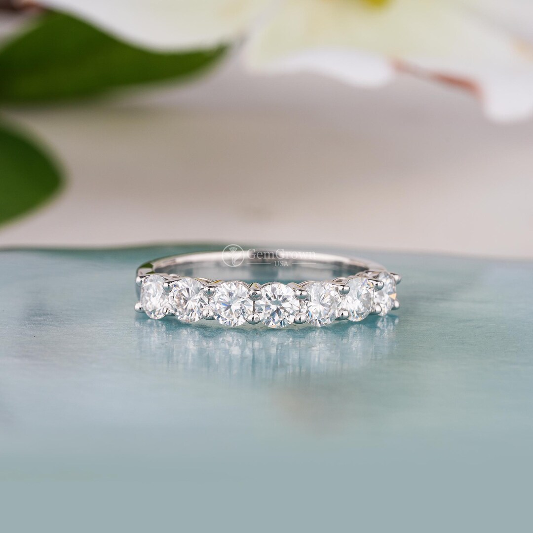Round Cut 7 Stone Moissanite Wedding Bands for Women, Seven Stone ...