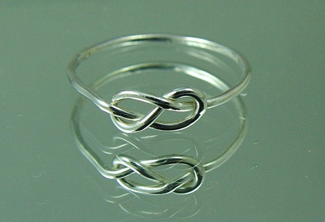 Figure 8 Knot Ring / Infinity Knot Ring / Promise Ring / Tie the Knot ...