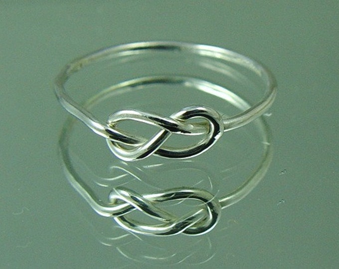 Figure 8 Knot Ring / Infinity Knot Ring / Promise Ring / Tie the Knot ...