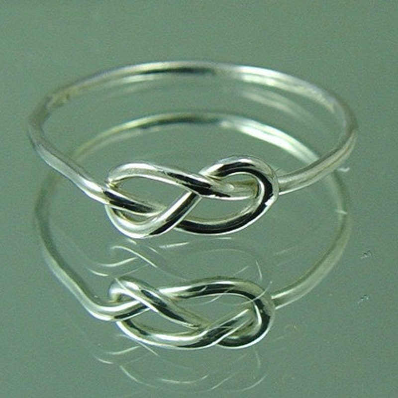 Figure 8 Knot Ring - Etsy