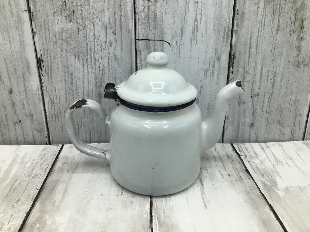 Vintage White Enamelware Child Teapot, White Graniteware Pot With Spout ...