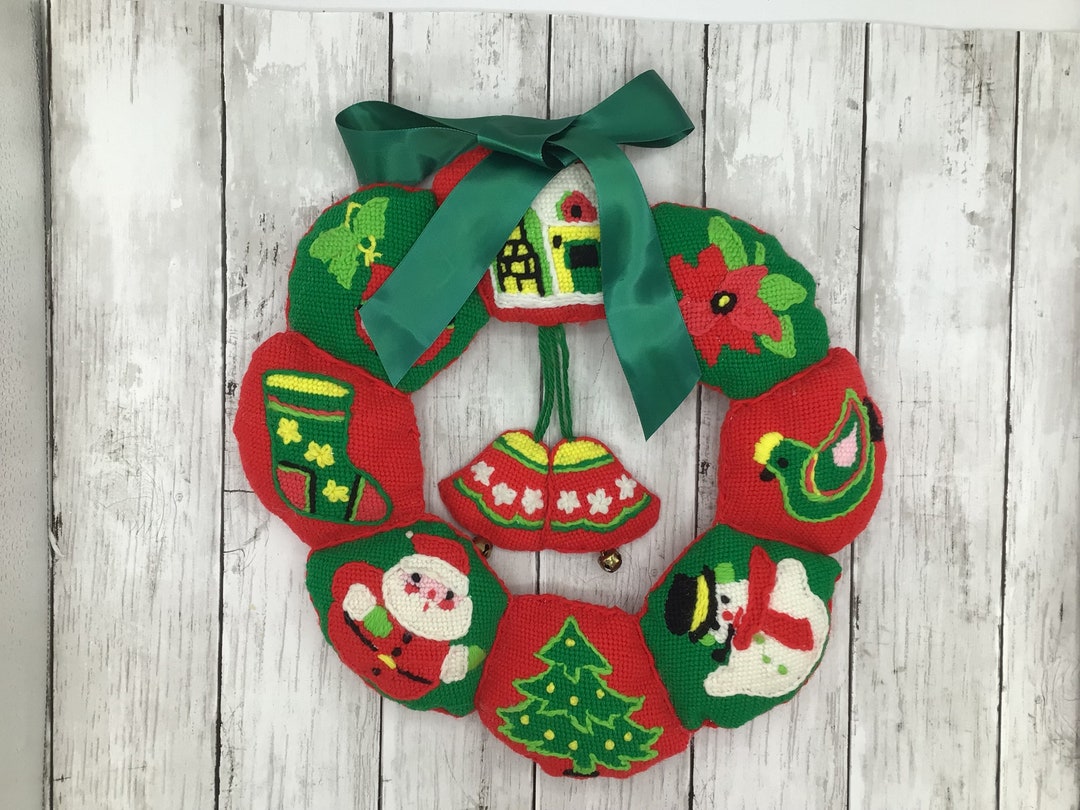Vintage Needlepoint Christmas Wreath, 1970s Paragon Complete ...
